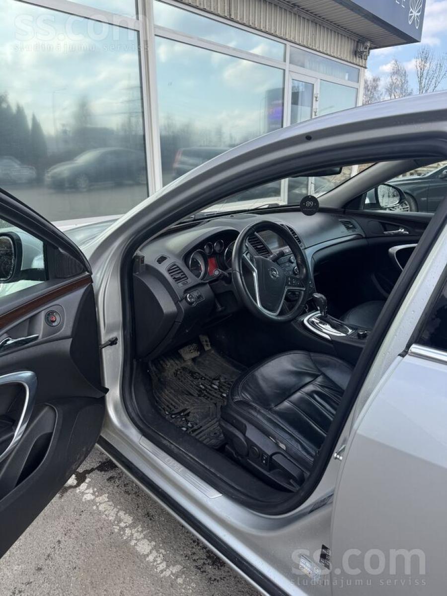 Pelēks Opel Insignia 2009 Rīga, ar dzinēja tilpumu 2.00 L un nobraukumu 188 tūkst. km par 3000 €, foto 7 vietnē AUTOMOTO.COM.LV