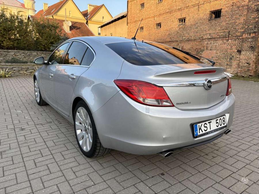 Pelēks Opel Insignia 2009 Kėdainiai, ar dzinēja tilpumu 2.00 L un nobraukumu 229 tūkst. km par 2150 €, foto 5 vietnē AUTOMOTO.COM.LV