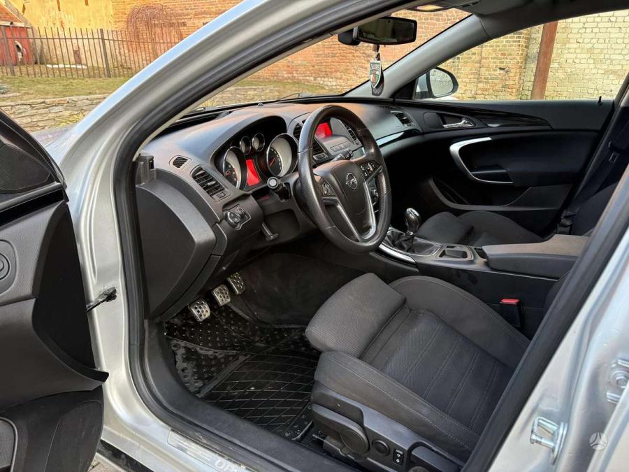 Pelēks Opel Insignia 2009 Kėdainiai, ar dzinēja tilpumu 2.00 L un nobraukumu 229 tūkst. km par 2150 €, foto 11 vietnē AUTOMOTO.COM.LV