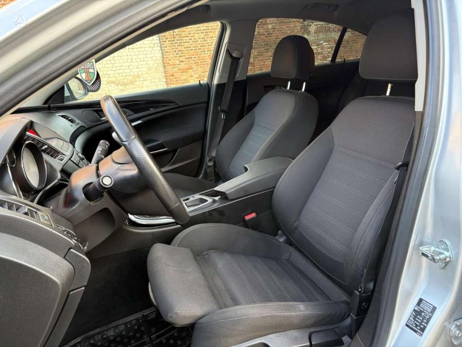 Pelēks Opel Insignia 2009 Kėdainiai, ar dzinēja tilpumu 2.00 L un nobraukumu 229 tūkst. km par 2150 €, foto 12 vietnē AUTOMOTO.COM.LV