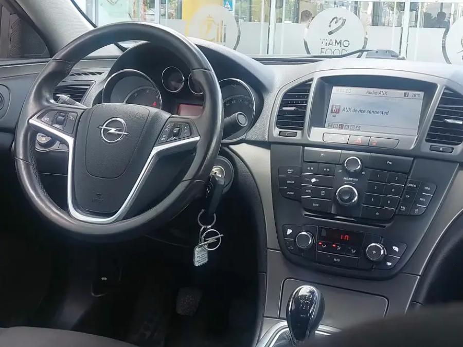 Pelēks Opel Insignia 2009 Rīga, ar dzinēja tilpumu 2.00 L un nobraukumu 216 tūkst. km par 3200 €, foto 12 vietnē AUTOMOTO.COM.LV