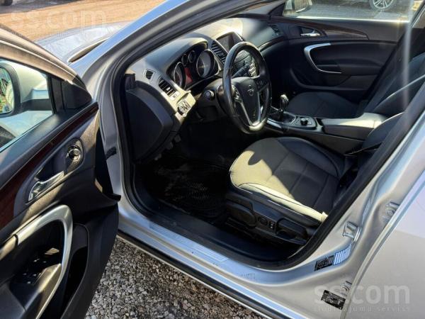 Pelēks Opel Insignia 2009 Rīga, ar dzinēja tilpumu 2.00 L un nobraukumu 270 tūkst. km par 1700 €, foto 6 vietnē AUTOMOTO.COM.LV