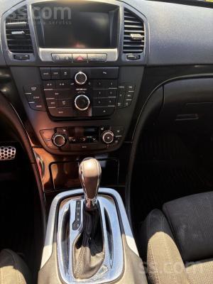 Pelēks Opel Insignia 2009 Alūksne, ar dzinēja tilpumu 2.00 L un nobraukumu 324 tūkst. km par 3200 €, foto 6 vietnē AUTOMOTO.COM.LV