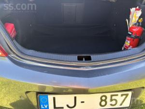 Pelēks Opel Insignia 2009 Alūksne, ar dzinēja tilpumu 2.00 L un nobraukumu 324 tūkst. km par 3200 €, foto 9 vietnē AUTOMOTO.COM.LV