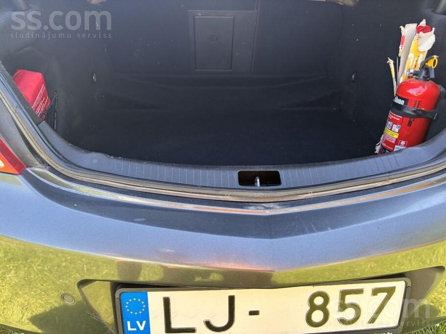 Pelēks Opel Insignia 2009 Alūksne, ar dzinēja tilpumu 2.00 L un nobraukumu 324 tūkst. km par 3200 €, foto 9 vietnē AUTOMOTO.COM.LV