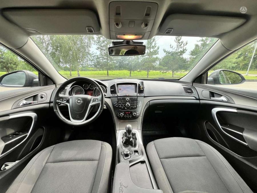 Pelēks Opel Insignia 2009 Marijampole, ar dzinēja tilpumu 1.80 L un nobraukumu 350 tūkst. km par 2400 €, foto 10 vietnē AUTOMOTO.COM.LV