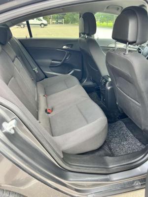 Pelēks Opel Insignia 2009 Marijampole, ar dzinēja tilpumu 1.80 L un nobraukumu 350 tūkst. km par 2400 €, foto 14 vietnē AUTOMOTO.COM.LV