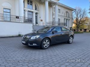 Grey Opel Insignia 2009 in Tallinn, with an engine capacity of 2.00 L and mileage of 195 thousand km for 3900 €, photo  on AUTOMOTO.COM.LV