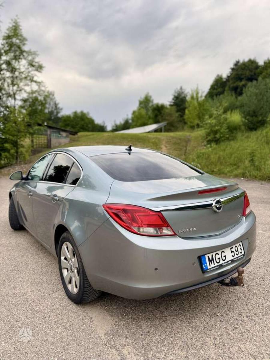 Pelēks Opel Insignia 2009 Ukmergė, ar dzinēja tilpumu 1.96 L un nobraukumu 374 tūkst. km par 2750 €, foto 4 vietnē AUTOMOTO.COM.LV