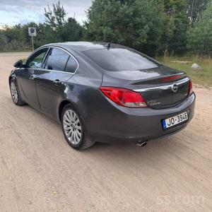 Pelēks Opel Insignia 2009 Daugavpils, ar dzinēja tilpumu 2.00 L un nobraukumu 301 tūkst. km par 2000 €, foto 4 vietnē AUTOMOTO.COM.LV