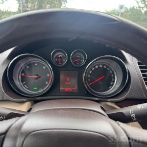 Pelēks Opel Insignia 2009 Daugavpils, ar dzinēja tilpumu 2.00 L un nobraukumu 301 tūkst. km par 2000 €, foto 6 vietnē AUTOMOTO.COM.LV