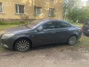 Pelēks Opel Insignia 2009 Rīga, ar dzinēja tilpumu 2.00 L un nobraukumu 298 tūkst. km par 2500 €, foto 3 vietnē AUTOMOTO.COM.LV