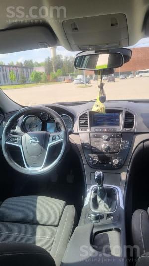 Pelēks Opel Insignia 2010 Valmiera, ar dzinēja tilpumu 1.60 L un nobraukumu 304 tūkst. km par 2800 €, foto 8 vietnē AUTOMOTO.COM.LV