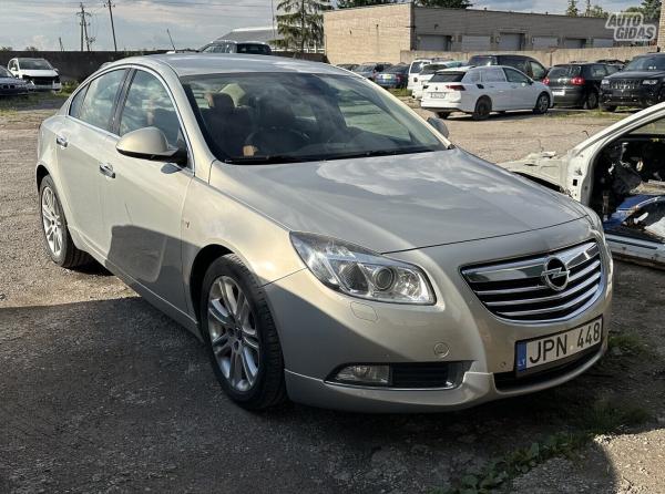Grey Opel Insignia 2010 in Kaunas, with an engine capacity of 1.80 L and mileage of 175 thousand km for 3350 €, photo 3 on AUTOMOTO.COM.LV