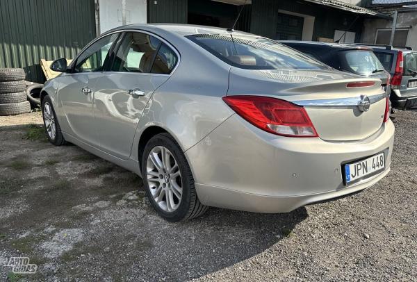 Grey Opel Insignia 2010 in Kaunas, with an engine capacity of 1.80 L and mileage of 175 thousand km for 3350 €, photo 5 on AUTOMOTO.COM.LV