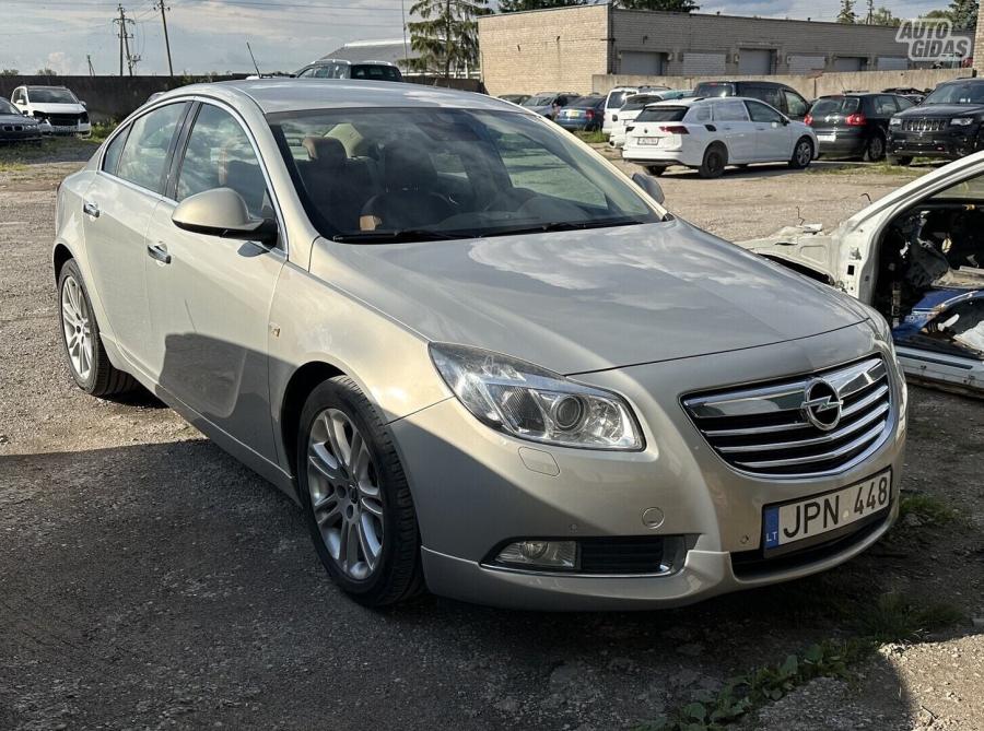 Pelēks Opel Insignia 2010 Kauņa, ar dzinēja tilpumu 1.80 L un nobraukumu 175 tūkst. km par 3350 €, foto 3 vietnē AUTOMOTO.COM.LV