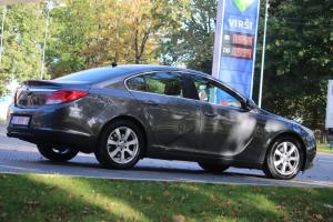 Pelēks Opel Insignia 2010 Rīga, ar dzinēja tilpumu 2.00 L un nobraukumu 219 tūkst. km par 2890 €, foto 7 vietnē AUTOMOTO.COM.LV
