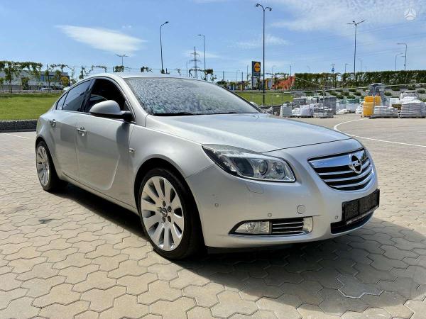 Pelēks Opel Insignia 2010 Kauņa, ar dzinēja tilpumu 1.96 L un nobraukumu 294 tūkst. km par 4299 €, foto 3 vietnē AUTOMOTO.COM.LV