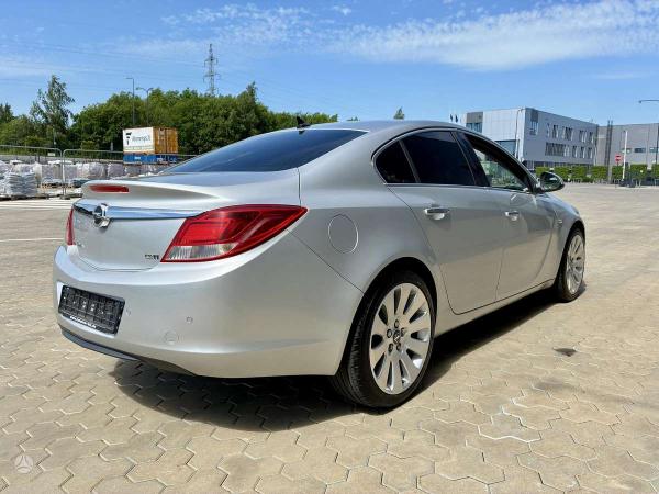 Pelēks Opel Insignia 2010 Kauņa, ar dzinēja tilpumu 1.96 L un nobraukumu 294 tūkst. km par 4299 €, foto 4 vietnē AUTOMOTO.COM.LV