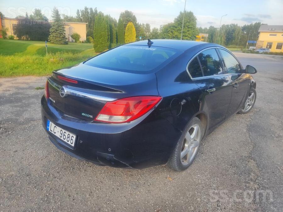 Pelēks Opel Insignia 2010 Valmiera, ar dzinēja tilpumu 2.00 L un nobraukumu 350 tūkst. km par 2100 €, foto 4 vietnē AUTOMOTO.COM.LV