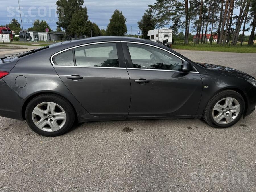 Pelēks Opel Insignia 2010 Ogre, ar dzinēja tilpumu 2.00 L un nobraukumu 430 tūkst. km par 3800 €, foto 7 vietnē AUTOMOTO.COM.LV