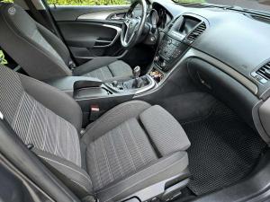Grey Opel Insignia 2010 in Kedainiai, with an engine capacity of 1.96 L and mileage of 280 thousand km for 3500 €, photo 5 on AUTOMOTO.COM.LV