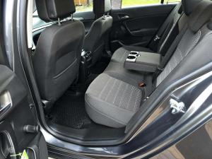 Grey Opel Insignia 2010 in Kedainiai, with an engine capacity of 1.96 L and mileage of 280 thousand km for 3500 €, photo 6 on AUTOMOTO.COM.LV