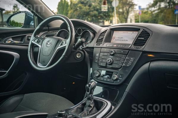 Pelēks Opel Insignia 2010 Rīga, ar dzinēja tilpumu 2.00 L un nobraukumu 255 tūkst. km par 2290 €, foto 8 vietnē AUTOMOTO.COM.LV