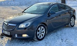 Pelēks Opel Insignia 2011 Rīga, ar dzinēja tilpumu 1.60 L un nobraukumu 201 tūkst. km par 2290 €, foto 2 vietnē AUTOMOTO.COM.LV