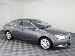Grey Opel Insignia 2011 in Tallinn, with an engine capacity of 2.00 L and mileage of 274 thousand km for 1499 €, photo  on AUTOMOTO.COM.LV