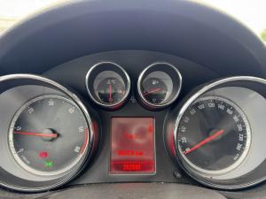 Grey Opel Insignia 2011 in Kaunas, with an engine capacity of 2.00 L and mileage of 252 thousand km for 2450 €, photo 10 on AUTOMOTO.COM.LV