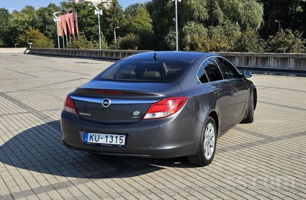 Pelēks Opel Insignia 2011 Rīga, ar dzinēja tilpumu 2.00 L un nobraukumu 238 tūkst. km par 3950 €, foto 4 vietnē AUTOMOTO.COM.LV