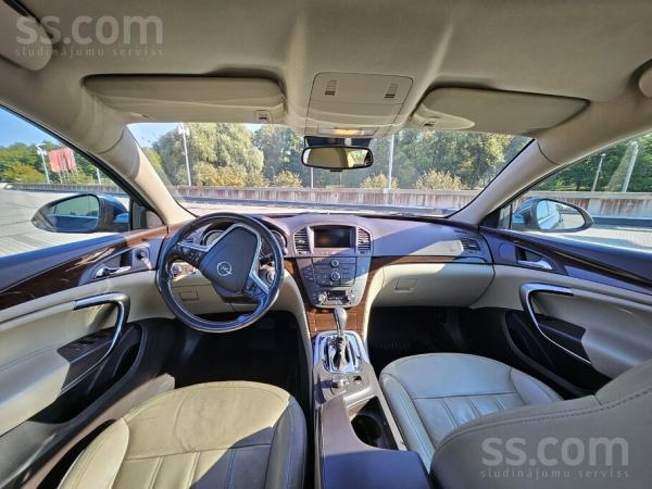 Pelēks Opel Insignia 2011 Rīga, ar dzinēja tilpumu 2.00 L un nobraukumu 238 tūkst. km par 3950 €, foto 5 vietnē AUTOMOTO.COM.LV