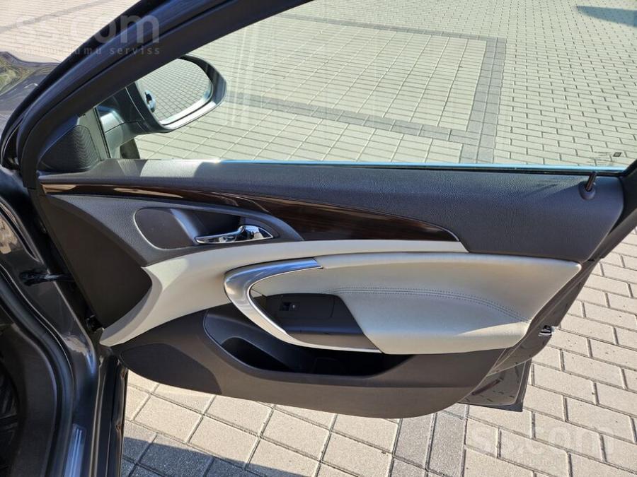 Pelēks Opel Insignia 2011 Rīga, ar dzinēja tilpumu 2.00 L un nobraukumu 238 tūkst. km par 3950 €, foto 9 vietnē AUTOMOTO.COM.LV