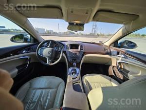 Pelēks Opel Insignia 2011 Rīga, ar dzinēja tilpumu 2.00 L un nobraukumu 238 tūkst. km par 3950 €, foto 14 vietnē AUTOMOTO.COM.LV