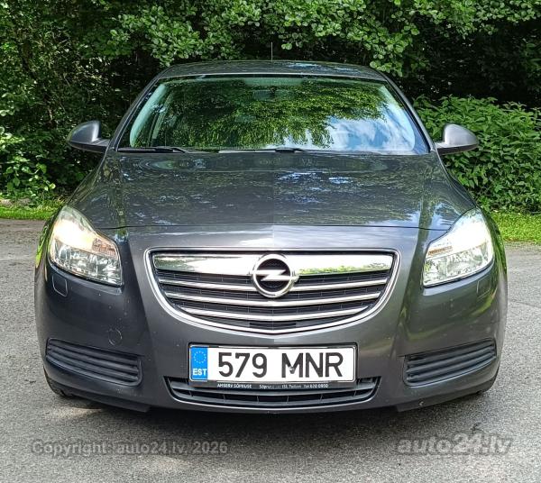 Pelēks Opel Insignia 2011 Tallina, ar dzinēja tilpumu 1.80 L un nobraukumu 224 tūkst. km par 1995 €, foto 2 vietnē AUTOMOTO.COM.LV