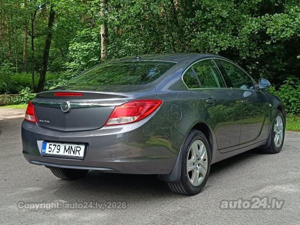 Pelēks Opel Insignia 2011 Tallina, ar dzinēja tilpumu 1.80 L un nobraukumu 224 tūkst. km par 1995 €, foto 7 vietnē AUTOMOTO.COM.LV