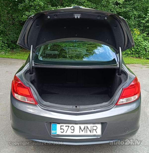 Pelēks Opel Insignia 2011 Tallina, ar dzinēja tilpumu 1.80 L un nobraukumu 224 tūkst. km par 1995 €, foto 9 vietnē AUTOMOTO.COM.LV