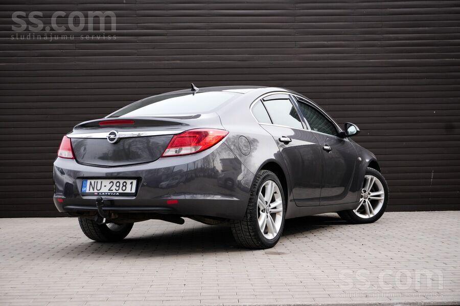 Pelēks Opel Insignia 2011 Rīga, ar dzinēja tilpumu 2.00 L un nobraukumu 320 tūkst. km par 4290 €, foto 4 vietnē AUTOMOTO.COM.LV
