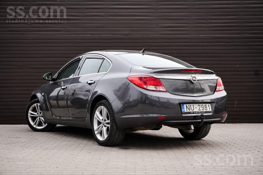 Pelēks Opel Insignia 2011 Rīga, ar dzinēja tilpumu 2.00 L un nobraukumu 320 tūkst. km par 4290 €, foto 5 vietnē AUTOMOTO.COM.LV