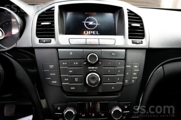 Grey Opel Insignia 2011 in Riga, with an engine capacity of 2.00 L and mileage of 320 thousand km for 4290 €, photo 10 on AUTOMOTO.COM.LV