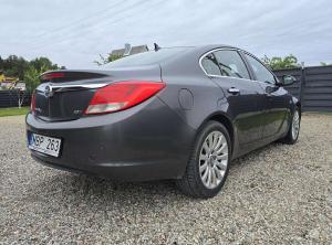 Grey Opel Insignia 2011 in Mazeikiai, with an engine capacity of 1.96 L and mileage of 221 thousand km for 3000 €, photo 5 on AUTOMOTO.COM.LV