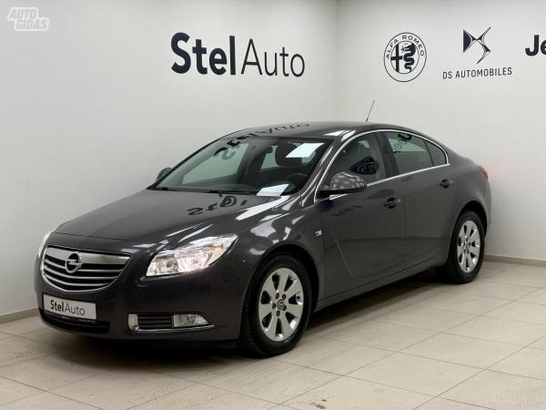 Grey Opel Insignia 2012 in Vilnius, with an engine capacity of 2.00 L and mileage of 248 thousand km for 5400 €, photo 1 on AUTOMOTO.COM.LV