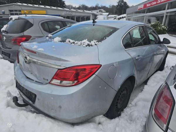 Pelēks Opel Insignia 2012 Kauņa, ar dzinēja tilpumu 1.96 L un nobraukumu 216 tūkst. km par 2222 €, foto 6 vietnē AUTOMOTO.COM.LV