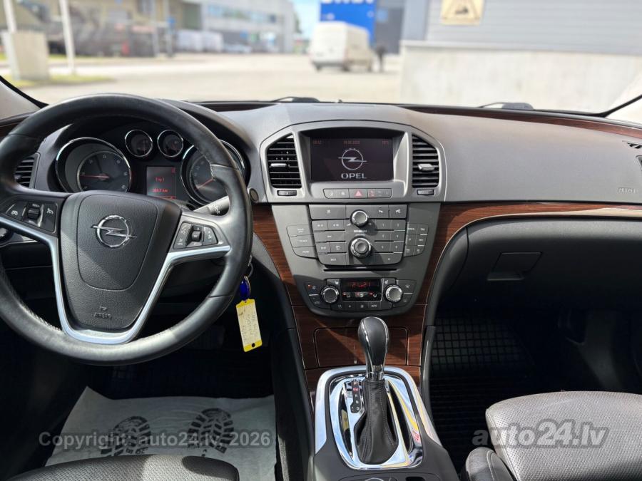 Pelēks Opel Insignia 2012 Tallina, ar dzinēja tilpumu 2.00 L un nobraukumu 169 tūkst. km par 7900 €, foto 6 vietnē AUTOMOTO.COM.LV