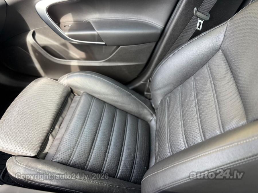 Pelēks Opel Insignia 2012 Tallina, ar dzinēja tilpumu 2.00 L un nobraukumu 169 tūkst. km par 7900 €, foto 10 vietnē AUTOMOTO.COM.LV