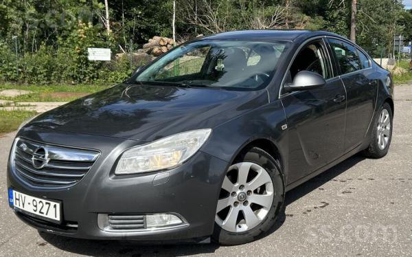 Pelēks Opel Insignia 2012 Rīga, ar dzinēja tilpumu 1.80 L un nobraukumu 280 tūkst. km par 2800 €, foto 3 vietnē AUTOMOTO.COM.LV