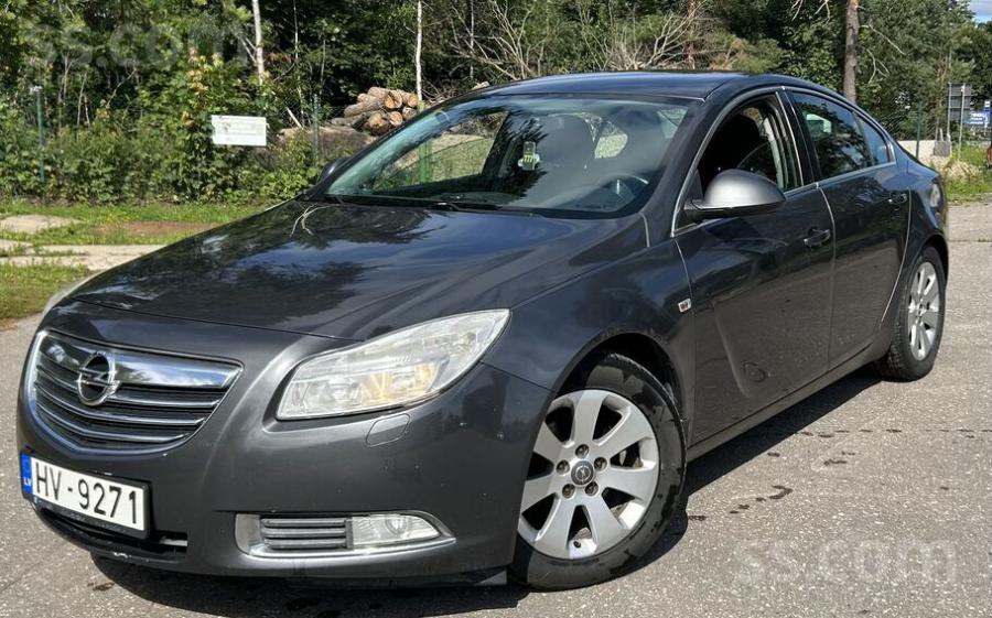Pelēks Opel Insignia 2012 Rīga, ar dzinēja tilpumu 1.80 L un nobraukumu 280 tūkst. km par 2800 €, foto 4 vietnē AUTOMOTO.COM.LV