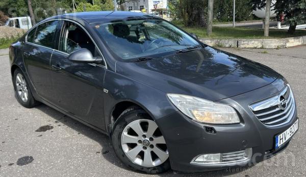 Pelēks Opel Insignia 2012 Rīga, ar dzinēja tilpumu 1.80 L un nobraukumu 280 tūkst. km par 2800 €, foto 6 vietnē AUTOMOTO.COM.LV