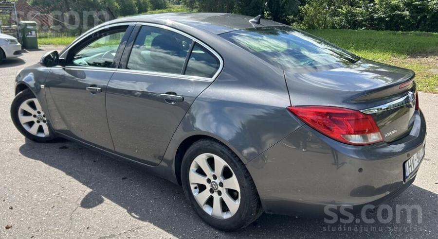 Pelēks Opel Insignia 2012 Rīga, ar dzinēja tilpumu 1.80 L un nobraukumu 280 tūkst. km par 2800 €, foto 13 vietnē AUTOMOTO.COM.LV
